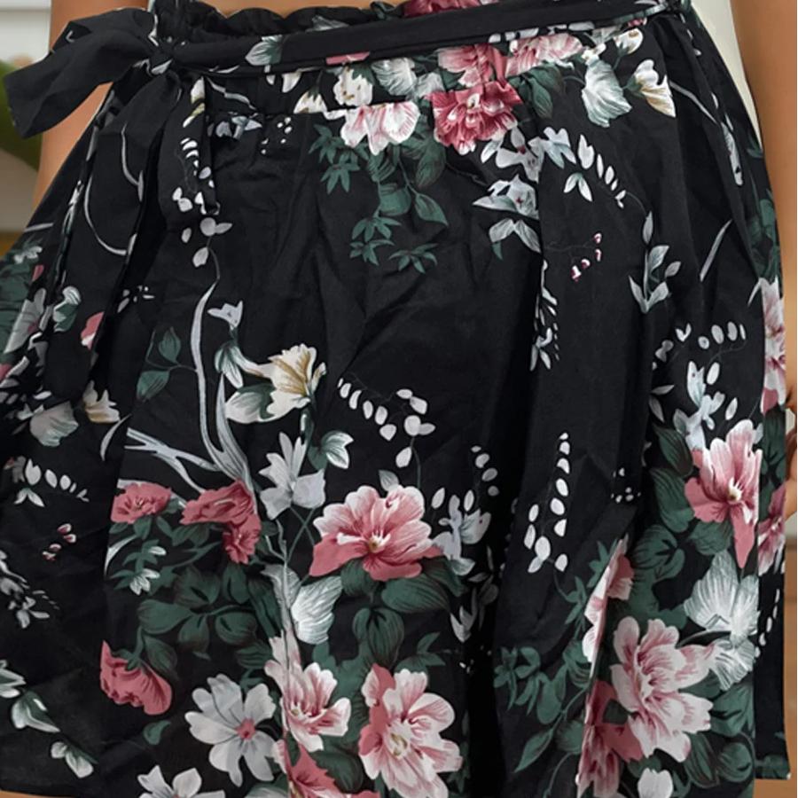 Jupe courte à fleurs grande taille • Jolie Jupette